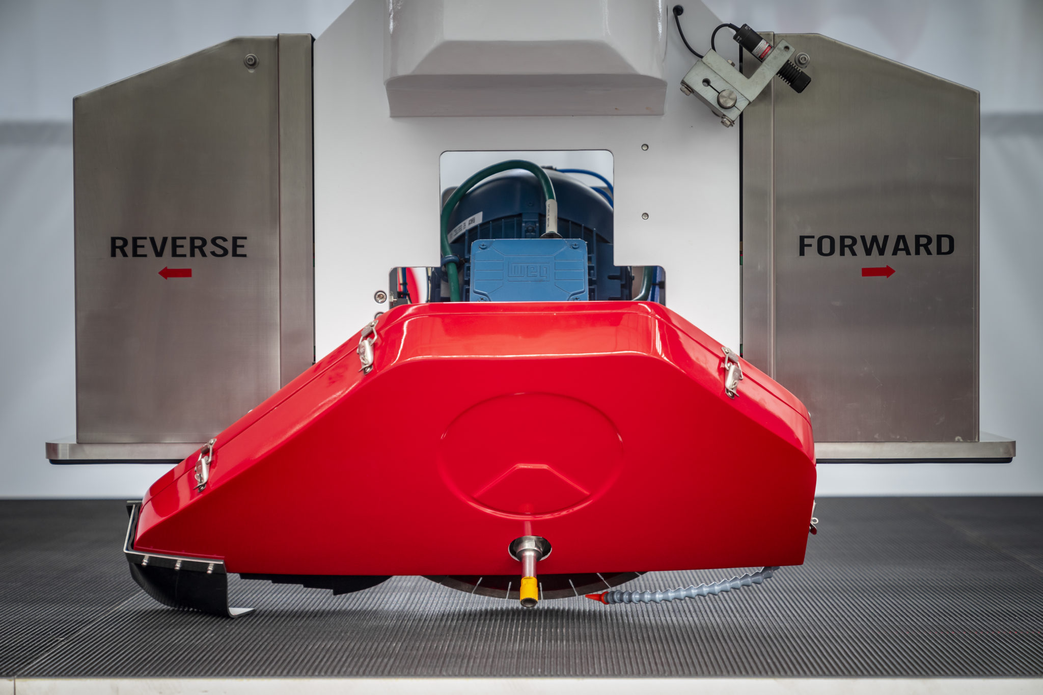 Technicut Bridge Saw - Farnese NZ LTD